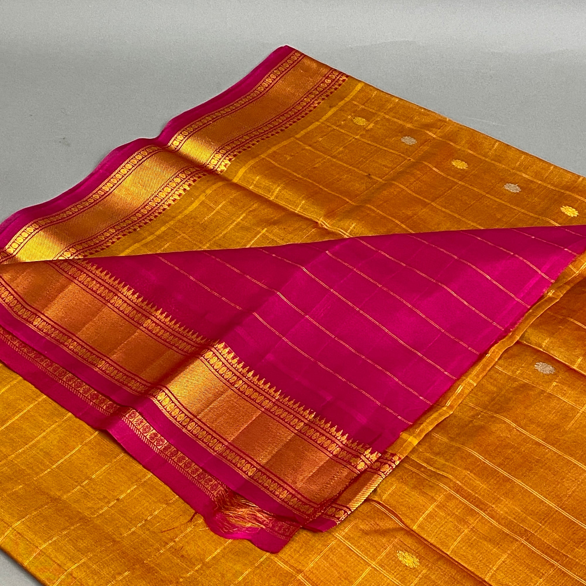 Gadwal Sarees